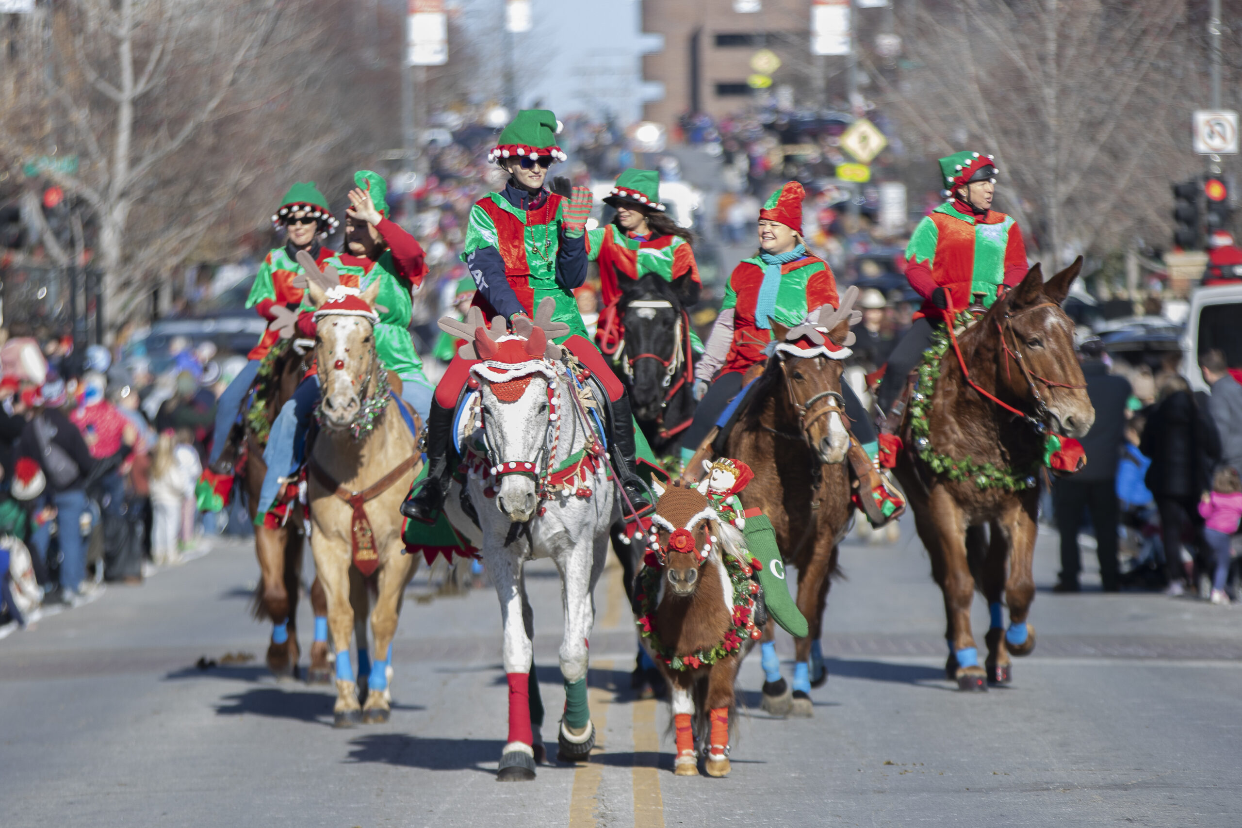 PHOTOS: Lawrence Old-Fashioned Christmas Parade | News, Sports, Jobs ...